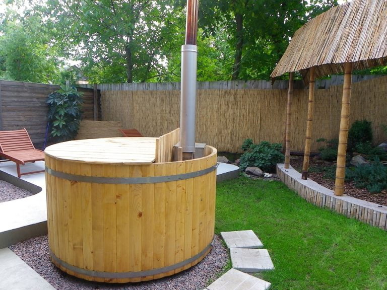 Japanese Bathhouse. Furo, Ofuro, Sento. Benefits and How to Bathe